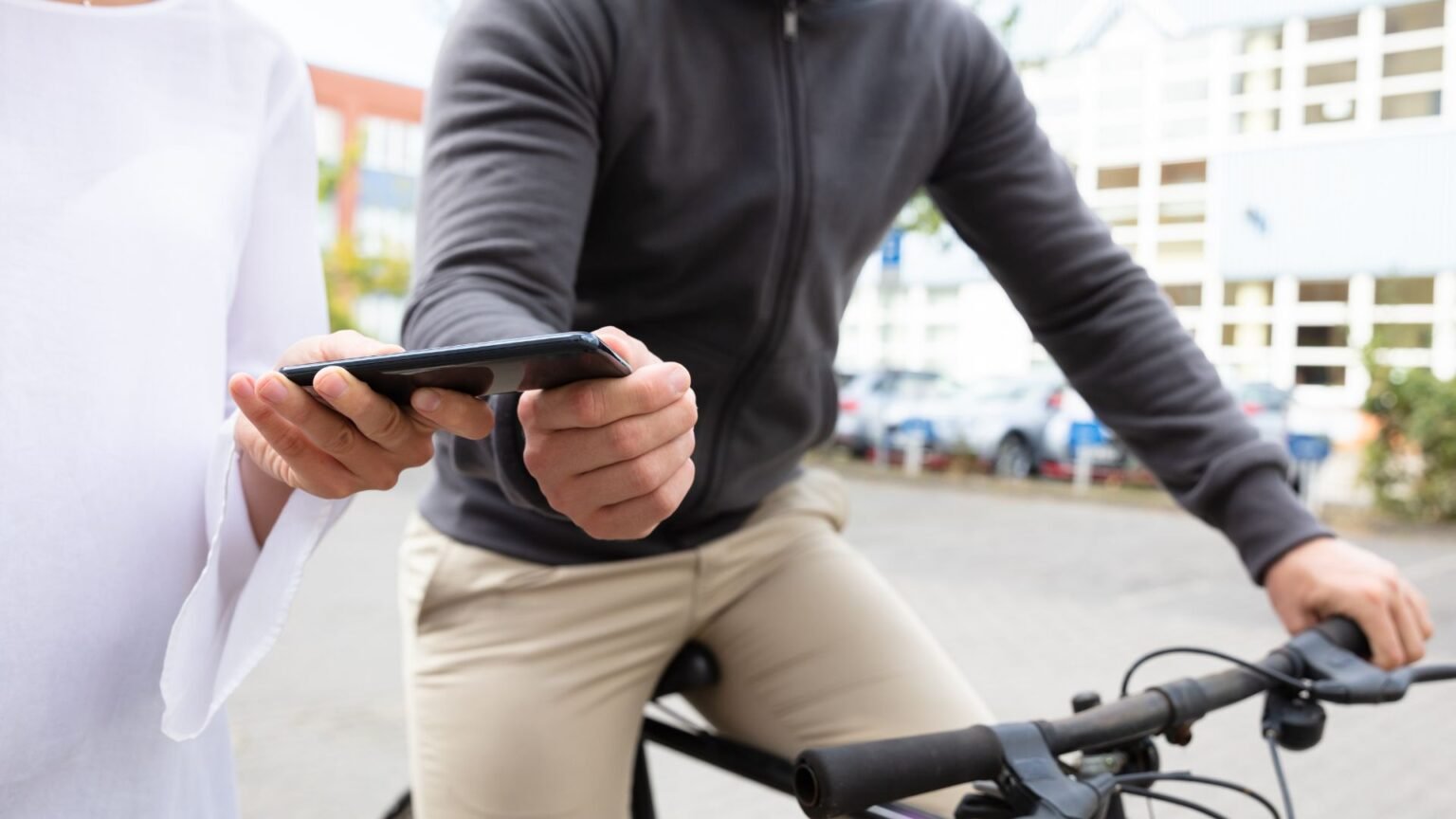 Dez dicas para evitar o roubo de celular e o que fazer se isto ...