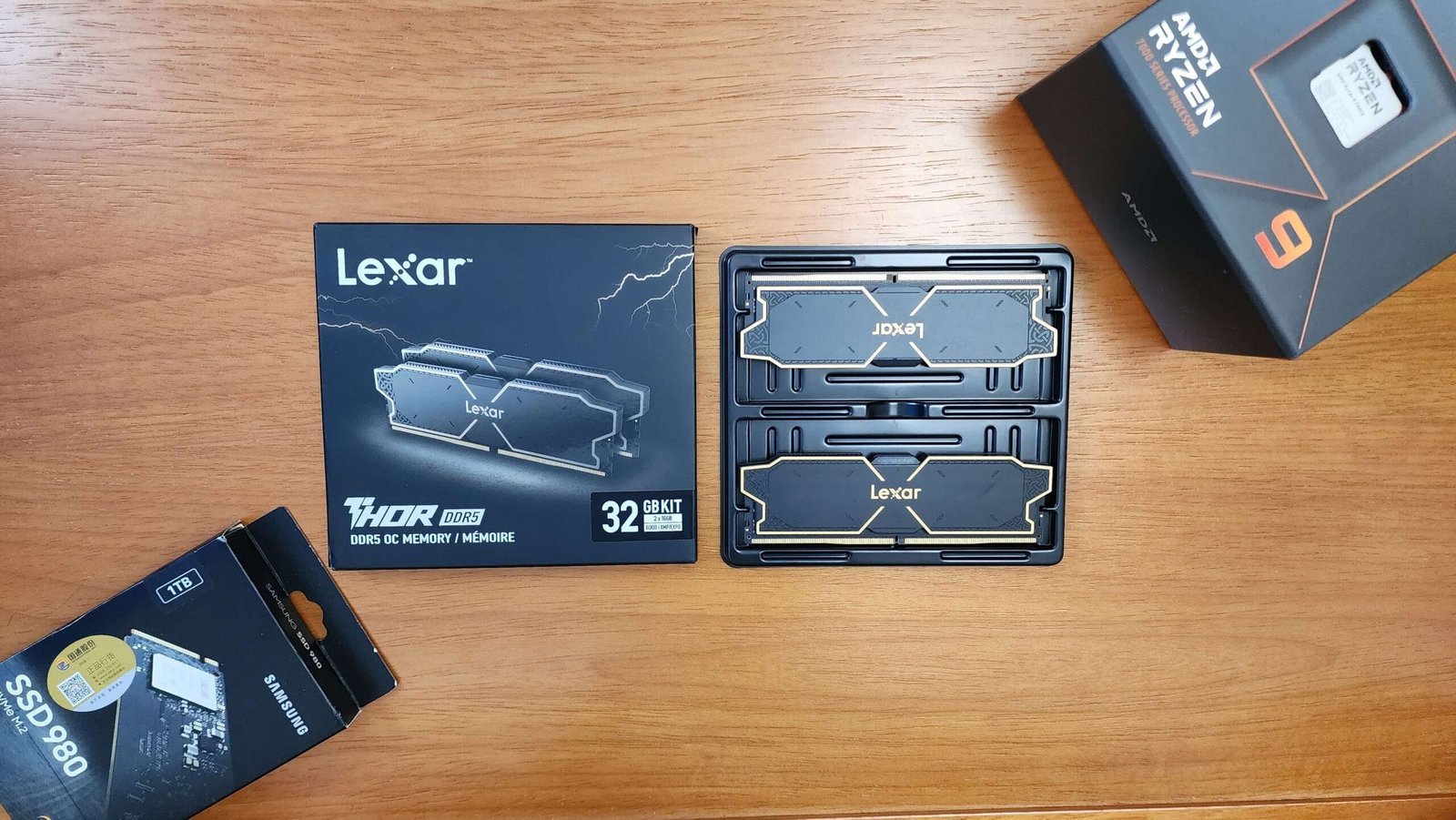 Lexar THOR DDR5: design acertado suporte a overclock para Intel e AMD ...